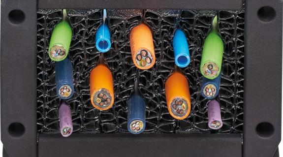 Secure your cables with essential strain relief for cable chains